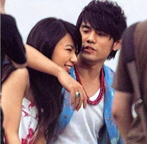 37岁田馥甄有3段爱情：爱过周杰伦，拒绝林俊杰，最爱的却是他_Hebe_初恋_朋友