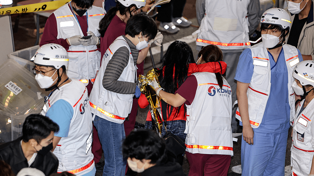 韩国首尔梨泰院踩踏事故已致153人死亡,4名中国公民遇难 The In Itaewon