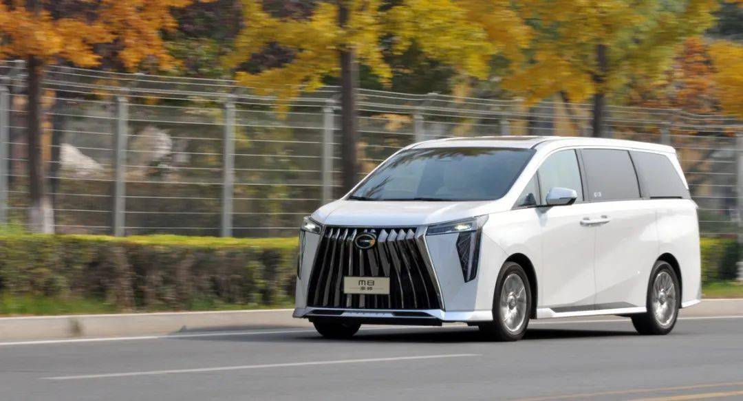 这或许是最具驾驶感的中大型MPV TC君试驾传祺新一代M8宗师_搜狐汽车_搜狐网