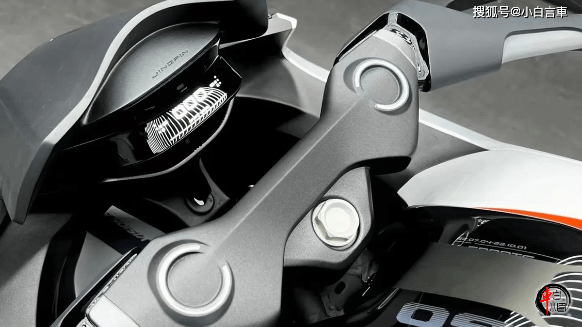 摩博新品｜3.98万元起杰迪K750售价公布，K333新车亮相_搜狐汽车_搜狐网