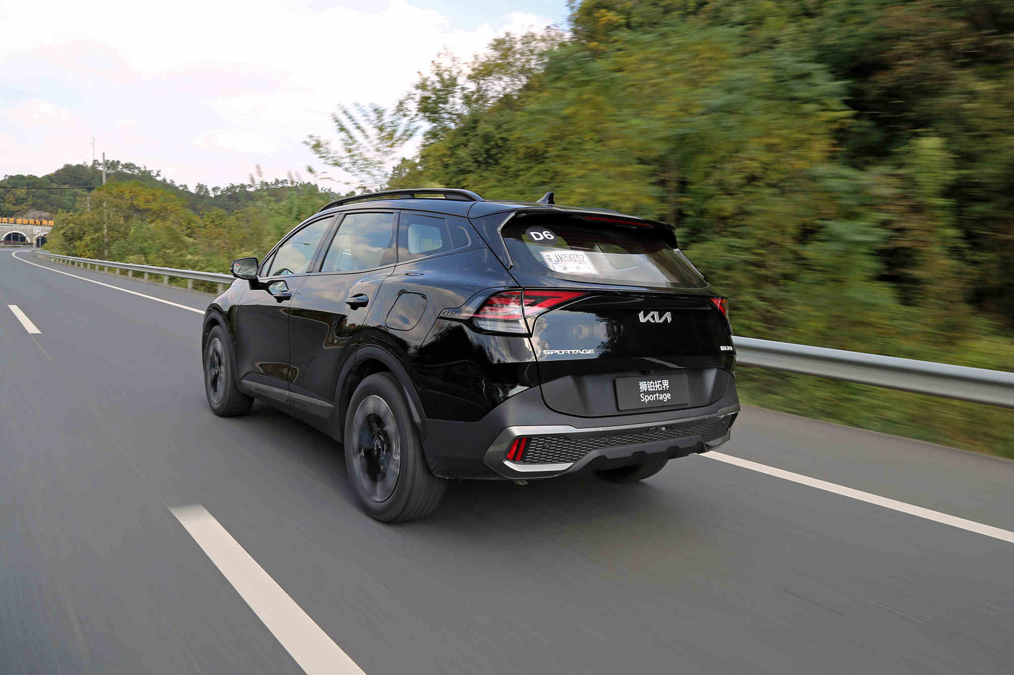 为了重获年轻消费者的关注，起亚狮铂拓界这波操作简直绝绝子_搜狐汽车_搜狐网