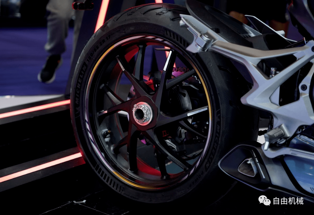 最低不到4万，杰迪K750售价惊喜，更有神秘新车引领未来丨摩博会特辑_搜狐汽车_搜狐网