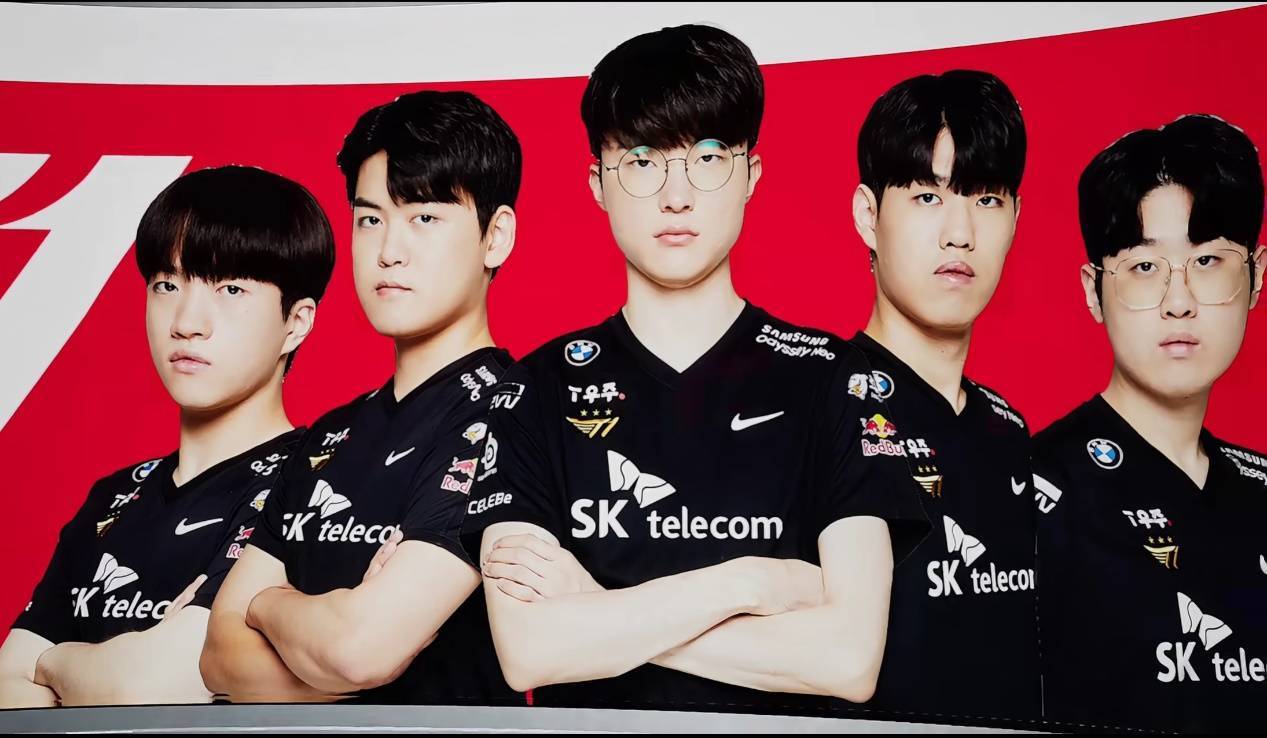 S12决战在即，Faker迎来坏消息！Zeus患病身体不适，缺席媒体采访_战队_英雄联盟_选手