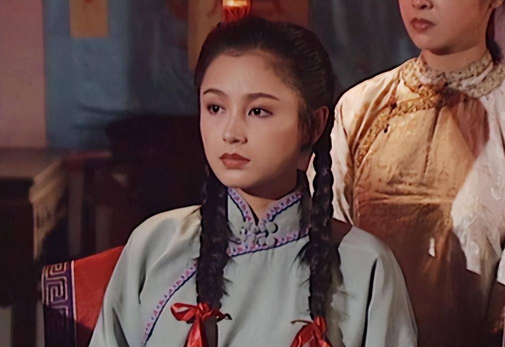 谁说麻花辫土？这8位女明星告诉你，土的是人不是辫子_陈红_赵雅芝_角色