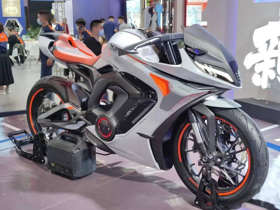 最像概念车的量产跑车，K750售价3.98万元起，杰迪 K333亮相摩博会_搜狐汽车_搜狐网