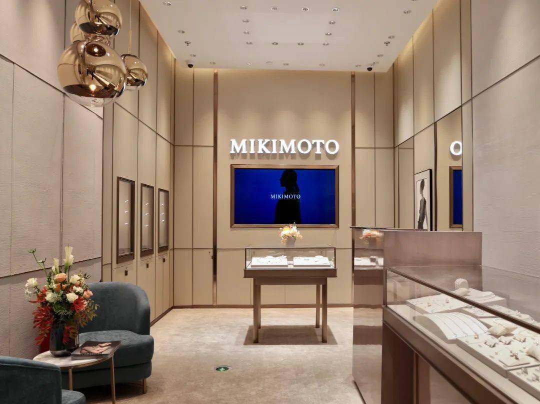 昆明恒隆广场三周年，深聊项目逆势向上背后的故事 | iziRetail热点_品牌_城市_Celine