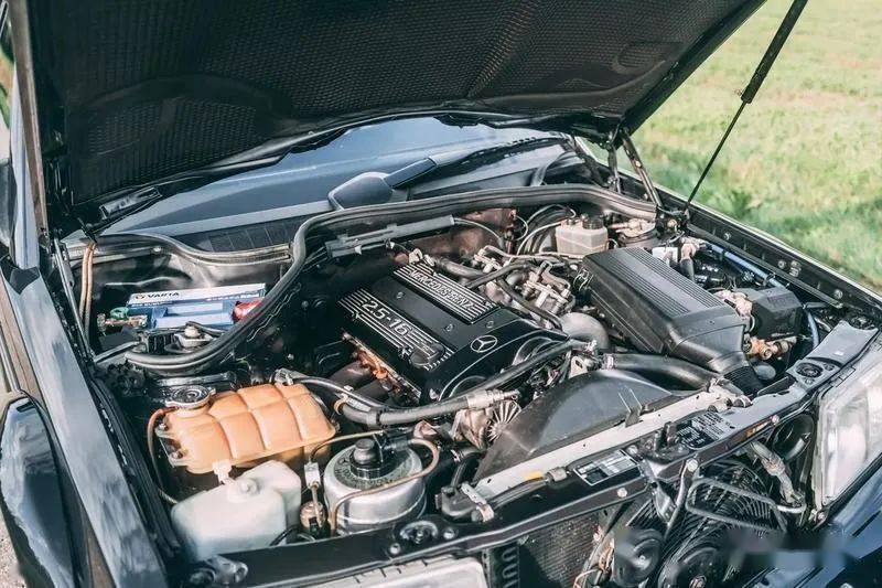 全球仅生产了502辆！1990年出厂Mercedes-Benz 190E Evolution II 即将展开拍卖_搜狐汽车_搜狐网