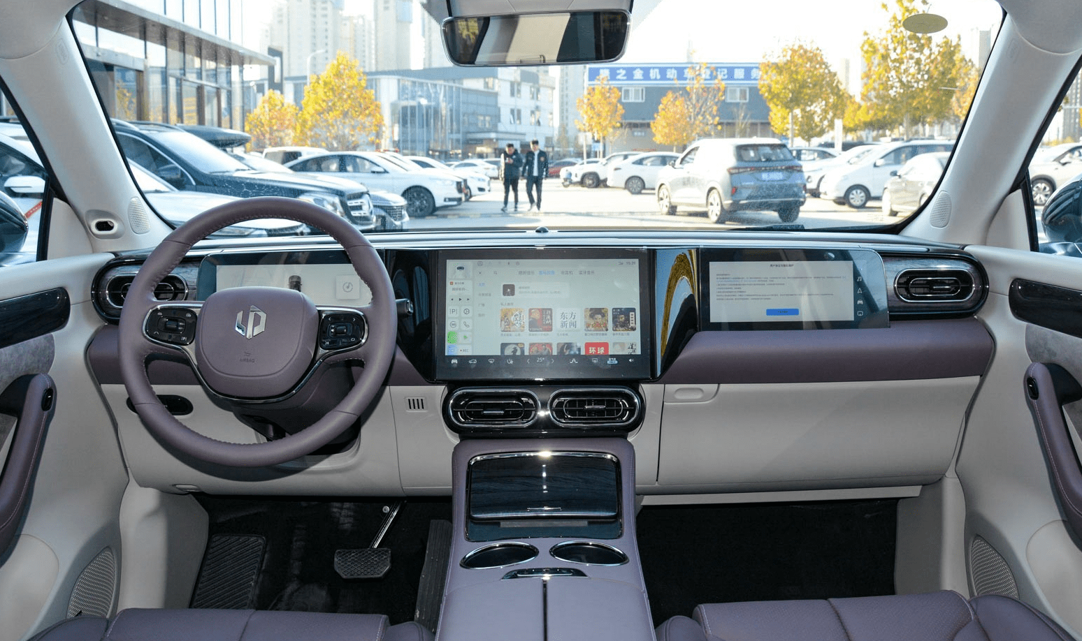 零跑C11增程版实车现身，增座椅按摩+后排控制屏，纯电续航285km_搜狐汽车_搜狐网