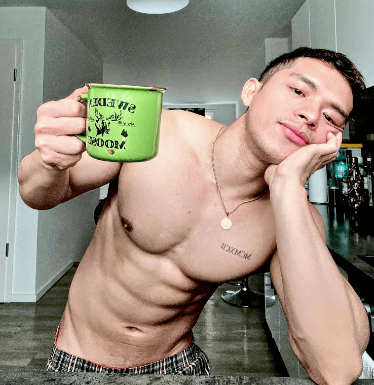 爱笑的男生都很帅@John Christopher Mansueto