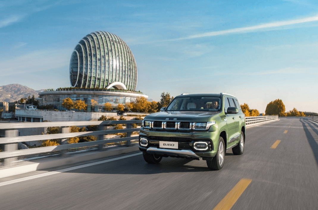 BJ60只看三件事：越野、豪华、坦克_搜狐汽车_搜狐网