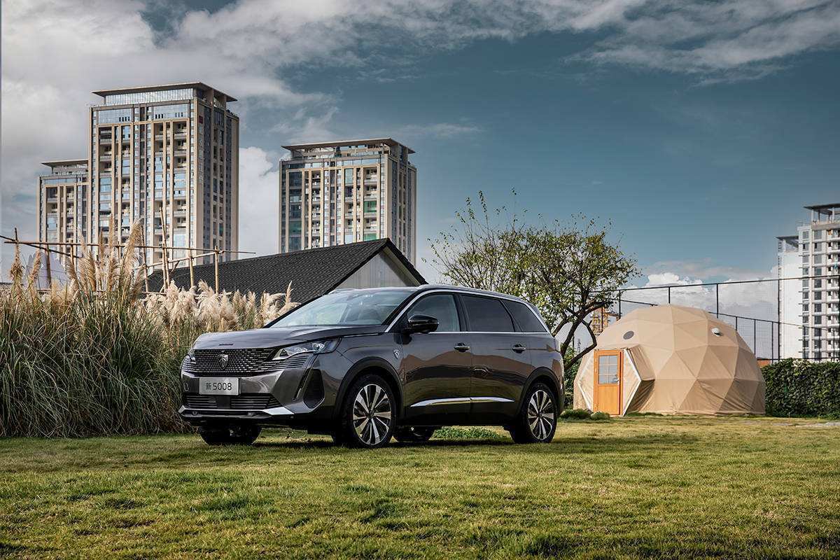 东风标致想通了？新款5008降价4.1万还增加配置，老款优惠巨大_搜狐汽车_搜狐网