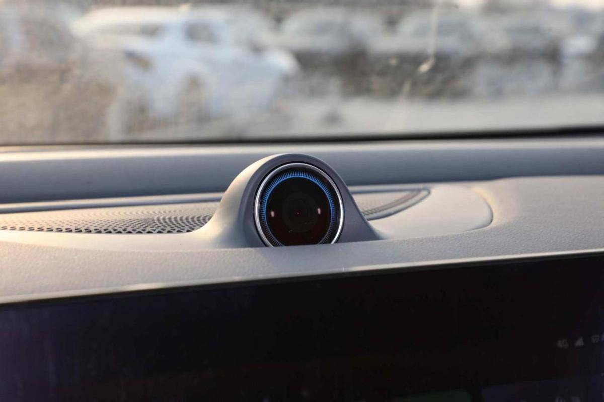 最长750km续航、6秒级破百，按摩座椅配冰箱，梦想家真来圆梦了？_搜狐汽车_搜狐网