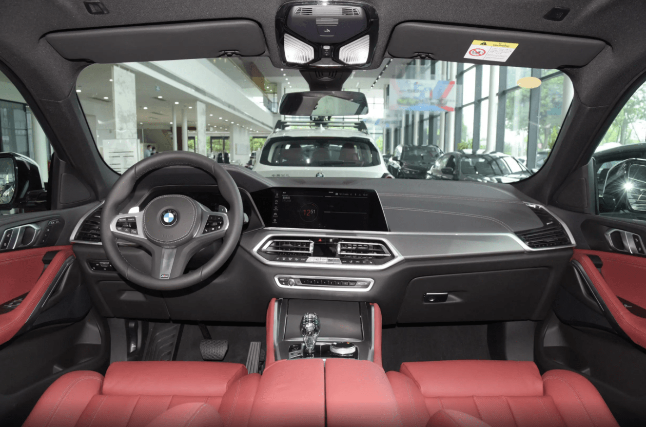 已上市，2.0T+8AT，四驱底盘！与奔驰GLE同级，更便宜，更尊贵_搜狐汽车_搜狐网