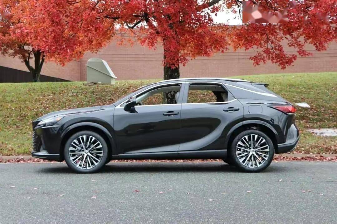 白色内饰+2.4T引擎，新一代雷克萨斯RX“售价曝光”，气场不逊GLE_搜狐汽车_搜狐网