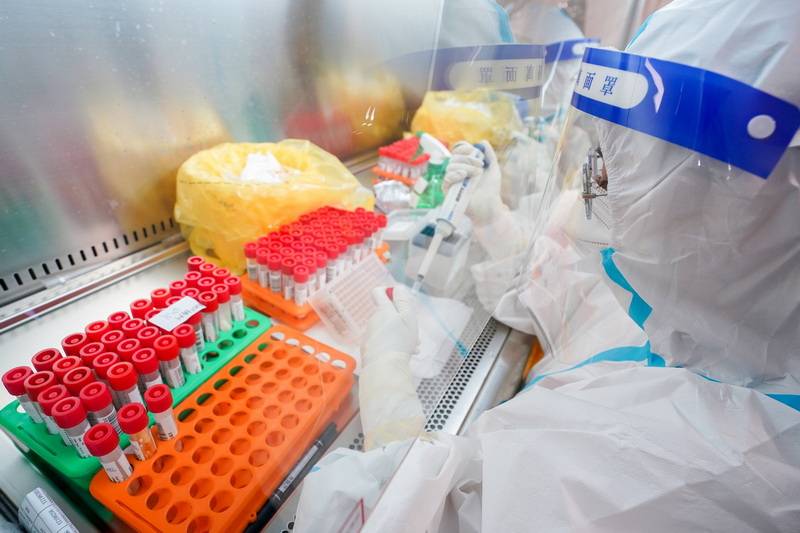 山西昨日新增本土确诊病例193例、无症状感染者2320例_治愈_尚在_报告