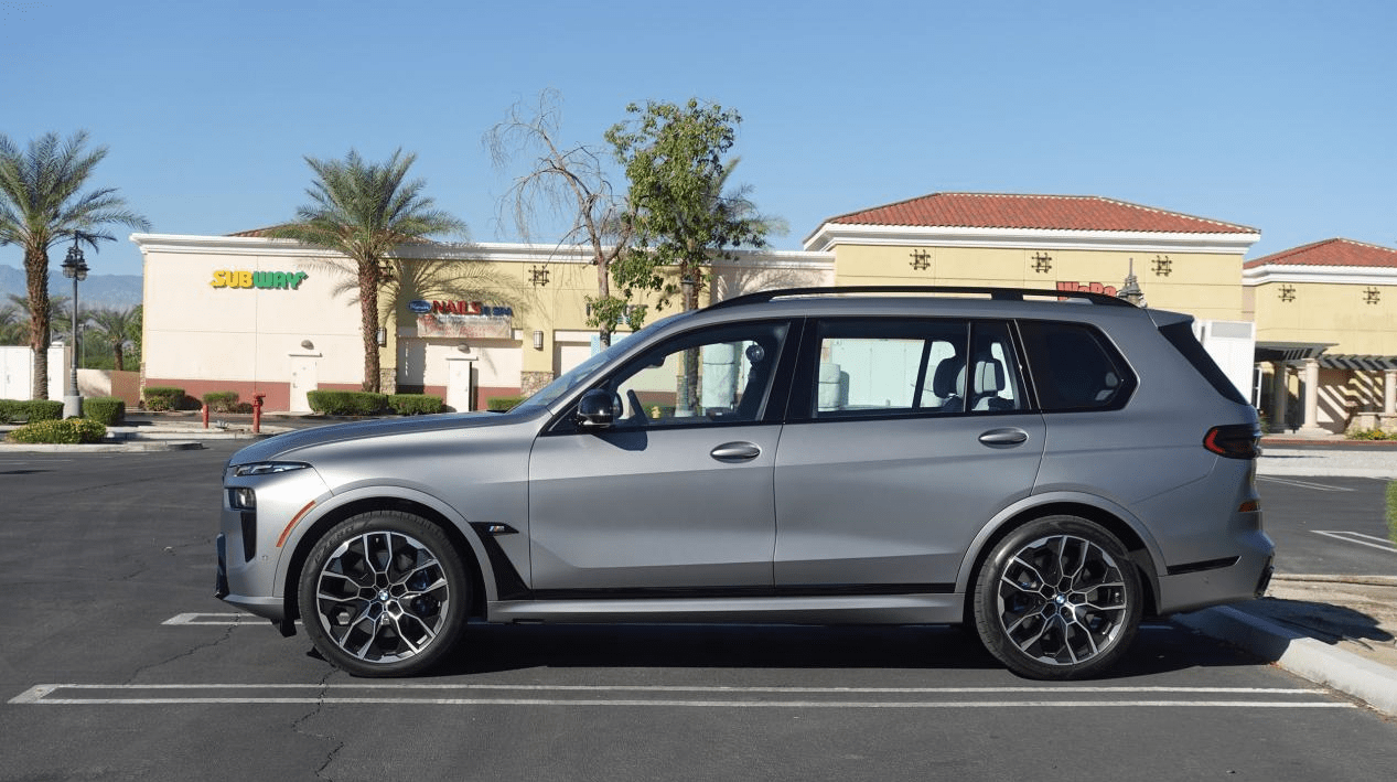 4.4T V8+8AT，530马力，车长超5.1米，大6座！_搜狐汽车_搜狐网