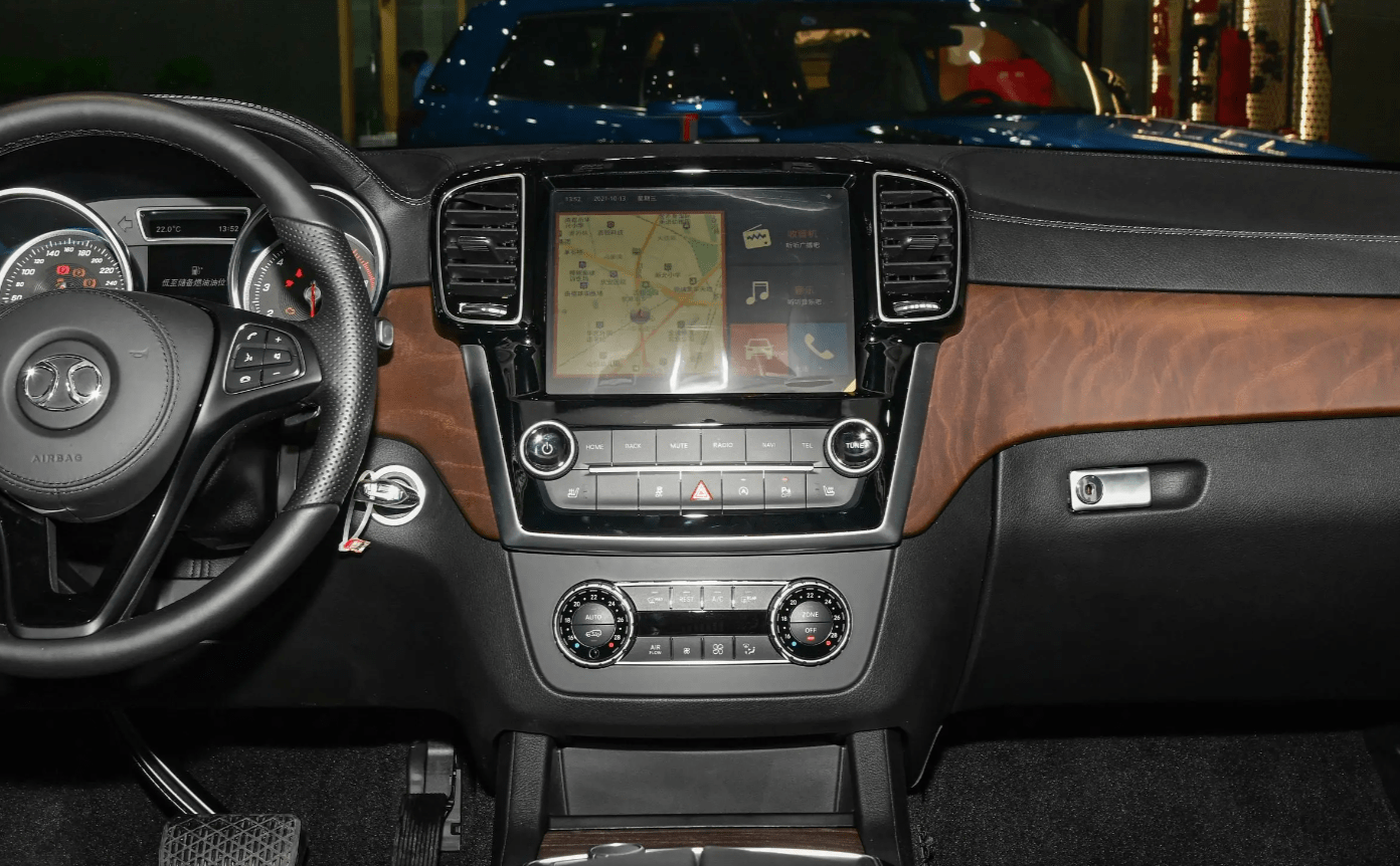 “换标版奔驰GLS”，搭载3.0T引擎！看了这款国产SUV，还要陆巡？_搜狐汽车_搜狐网