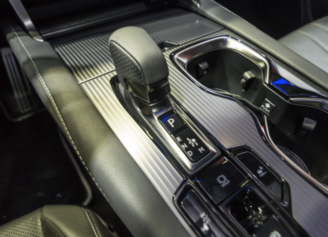 雷克萨斯拿出硬菜，RX和Q7同级，全新2.4T+四驱8AT，进口方式引入_搜狐汽车_搜狐网