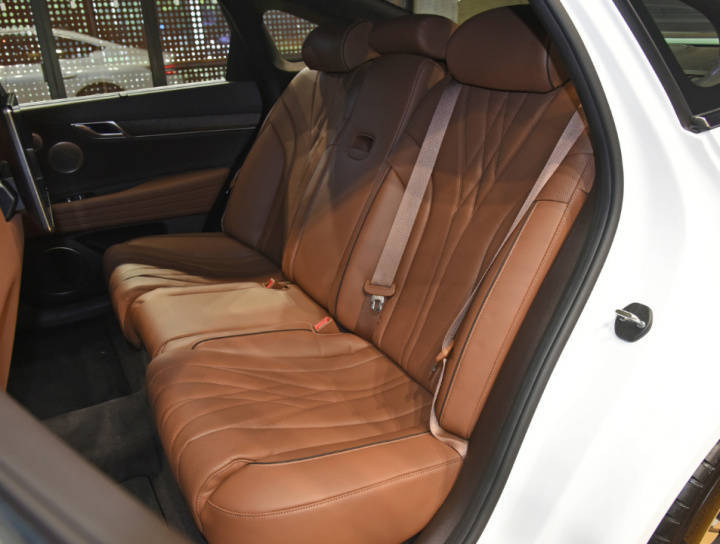 后起新秀PK赛，智己L7对比捷尼赛思纯电G80_搜狐汽车_搜狐网