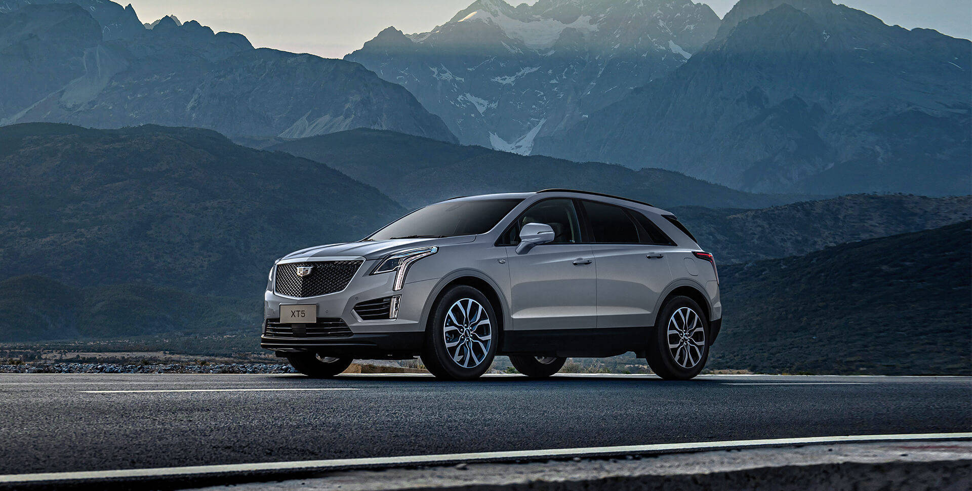 2023款凯迪拉克XT4/XT5上市！配置升级，售价26.17万元起_搜狐汽车_搜狐网