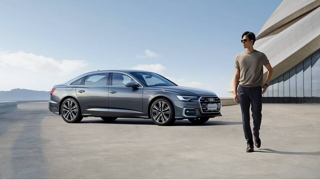 奥迪A6L内饰迎来大改变，还配48V轻混系统，未来感十足_搜狐汽车_搜狐网