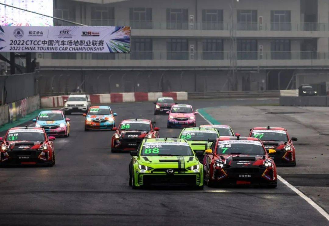 愈战愈勇 谱写自主品牌新篇章 传祺影豹车队完成CTCC处子赛季试炼_搜狐汽车_搜狐网