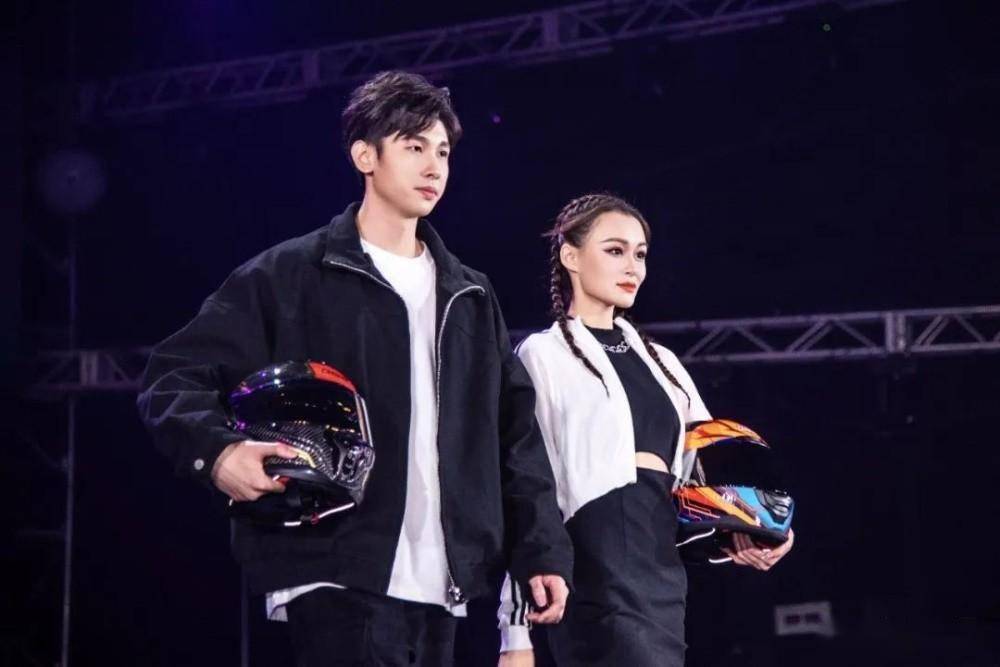 GSB发布7款头盔，TVB实力派演员亲临现场_搜狐汽车_搜狐网