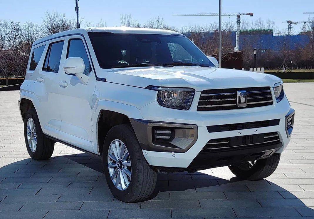 3.0T+9AT，车长超5米1，3米轴距，机甲风硬派SUV，坦克500得叫大哥_搜狐汽车_搜狐网