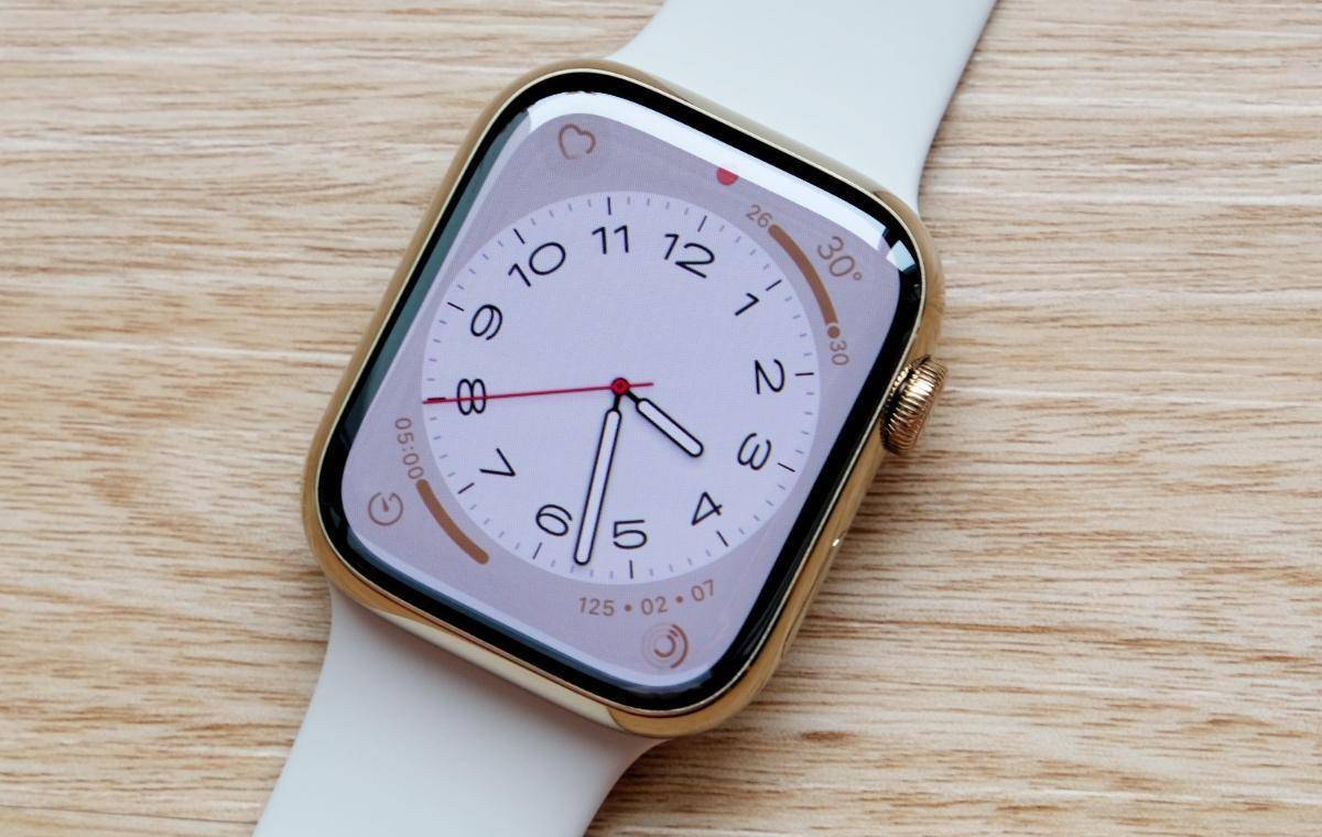 Apple Watch S8和Ultra的配置差异，该怎么选看完就懂了！_续航_屏幕_小时