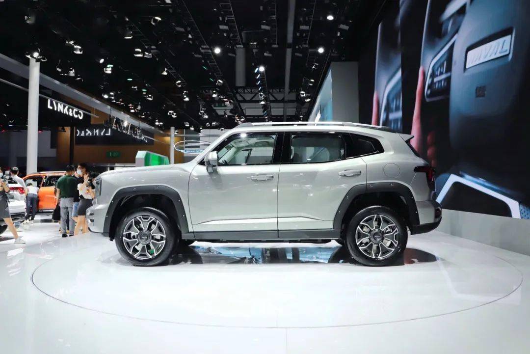 哈弗大狗要换代？轴距2810mm，依旧复古风，开起来更省了！_搜狐汽车_搜狐网