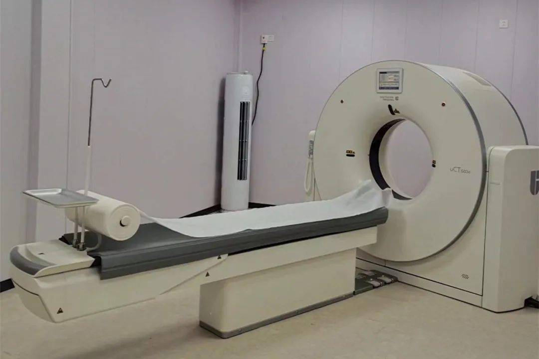 【高端设备】我院uCT 503e 高端人工智能CT已投入使用，让精准诊疗如虎添翼！_检查_病变_扫描