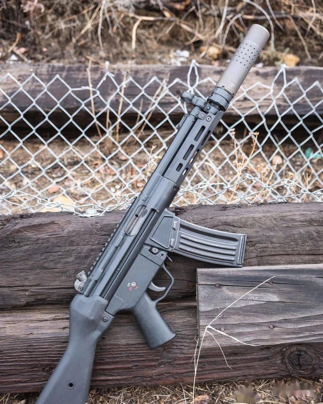 【仿制版MP5】美国Dakota战术公司枪械美图 -6park.com