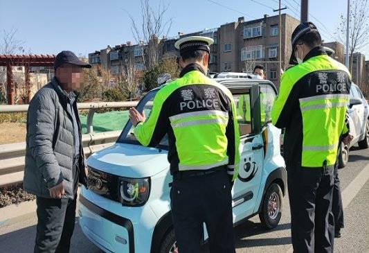 酒后可以驾驶电动四轮车？交警：大错特错徐某机动车朋友