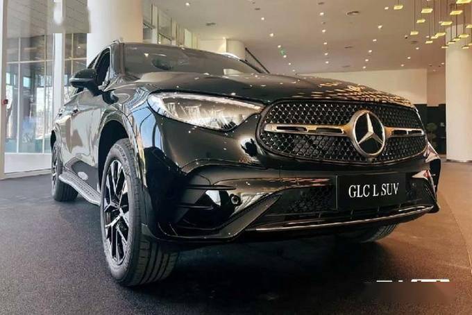 奔驰全新GLC或3月30日上市！内饰更高级 主推7座版_搜狐汽车_搜狐网
