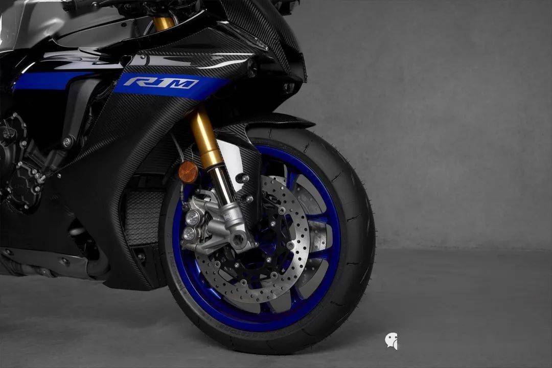 【接受预定】雅马哈YZF-R1M — 车身大面积由碳钎维制成_搜狐汽车_搜狐网