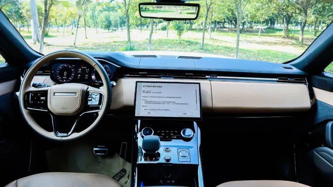 BBA只能算小弟！3.0T+8AT起步，全世界最快SUV，懂车都选它！_搜狐汽车_搜狐网