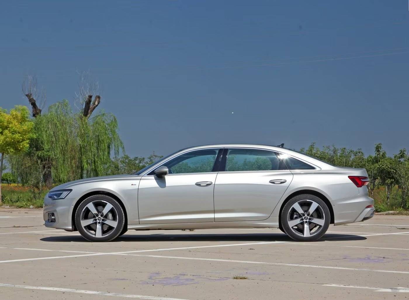 奥迪a6l多少钱一台，车友有话说，奥迪A6L车友圈（658期）_搜狐汽车_搜狐网