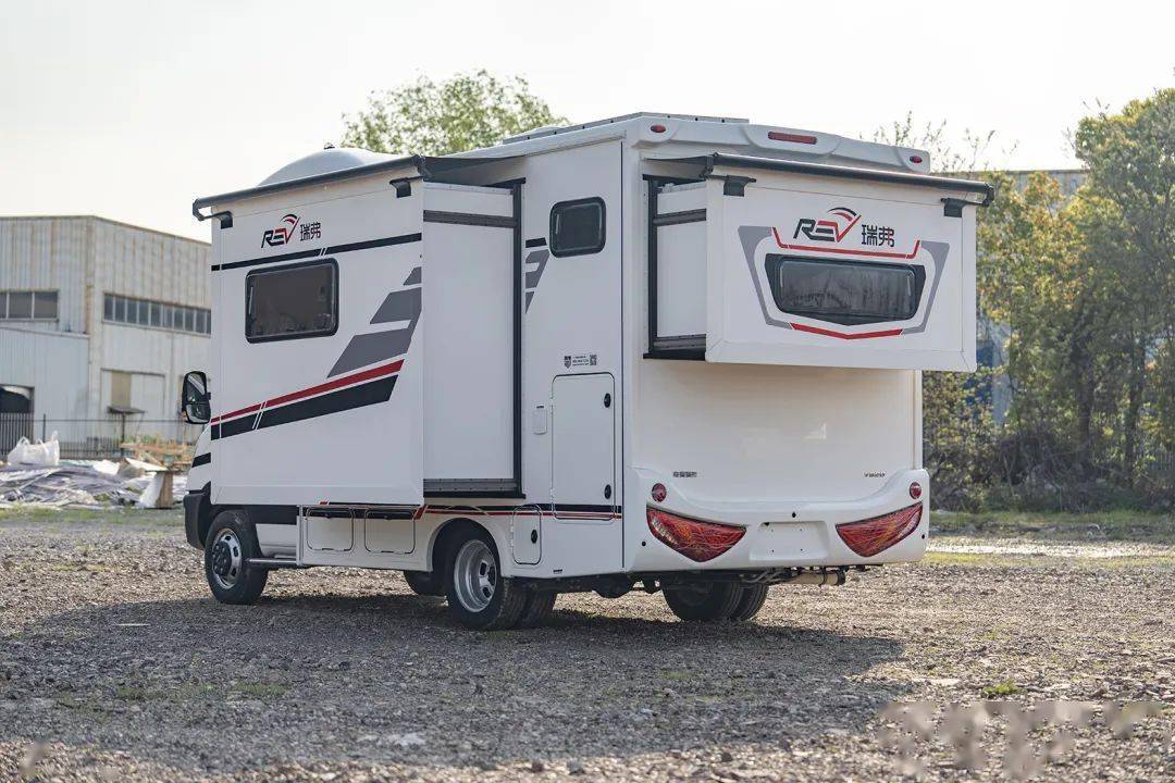 瑞弗V820-4.5T星芒版 高端酒店式旅居体验 双拓展无忧大空间_搜狐汽车_搜狐网