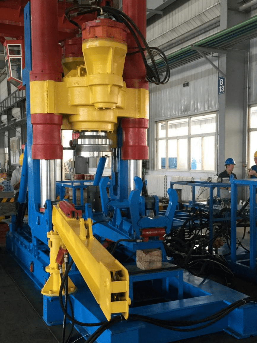 【创新驱动】全液压智能控制反井钻机装备研制成功_天地_公司_自动