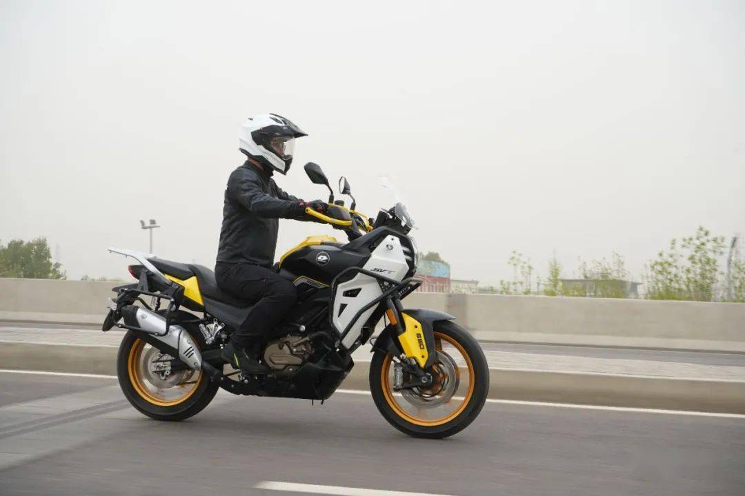 JC君测评：QJMOTOR骁650，摩旅新选择_搜狐汽车_搜狐网