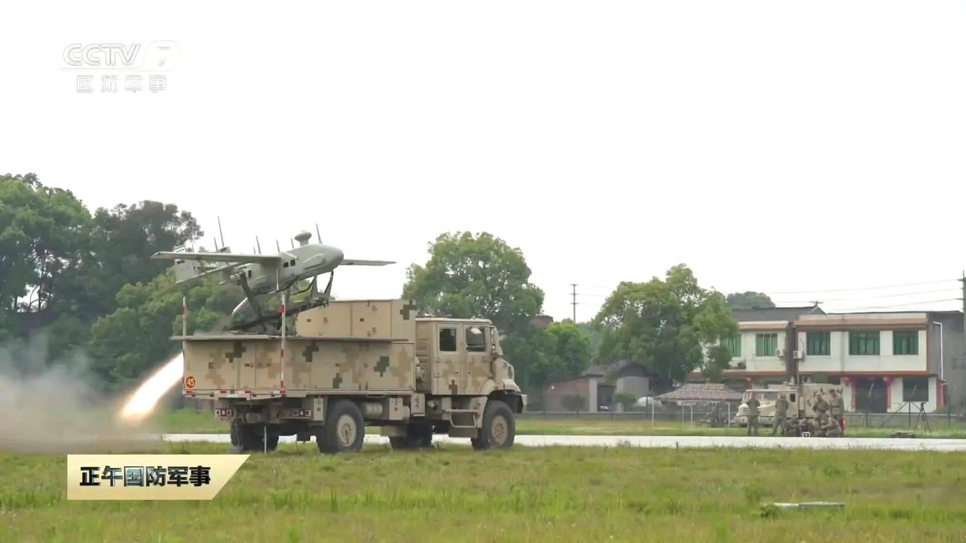 PCL171出了孪生兄弟，轻量化杀手，中小国家也买得起的数字炮兵_目标_榴弹炮_火炮