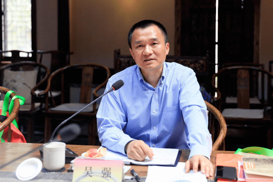 虹口区委宣传部领导一行来校调研_建设_相关_吴强