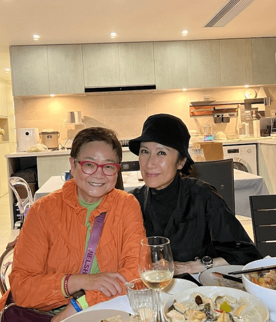 曾传重病入院！59岁TVB女星近况曝光面容消瘦！演过大量TVB剧却仍单身！_吕珊_梅艳芳_贺台庆