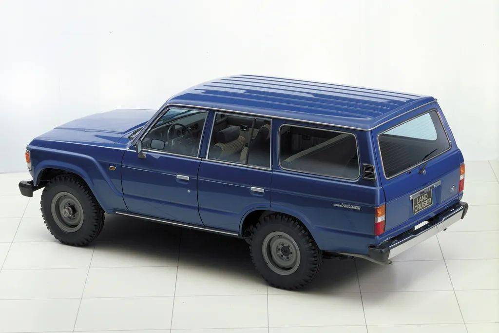 TLV的刷色套路，陆巡LC60早期版模型试玩_搜狐汽车_搜狐网