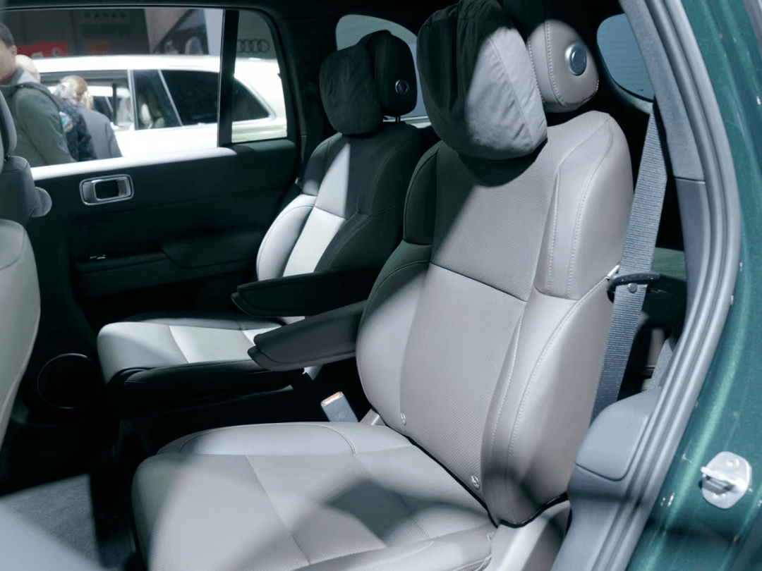 理想L8 VS小鹏G9，谁才是真正的“奶爸车”_搜狐汽车_搜狐网