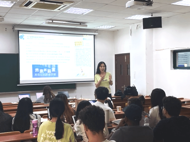 跨越文化边界，开启全球视野：暑期国际化课程《跨文化管理》圆满收官！_企业_康师傅控股_Edwin