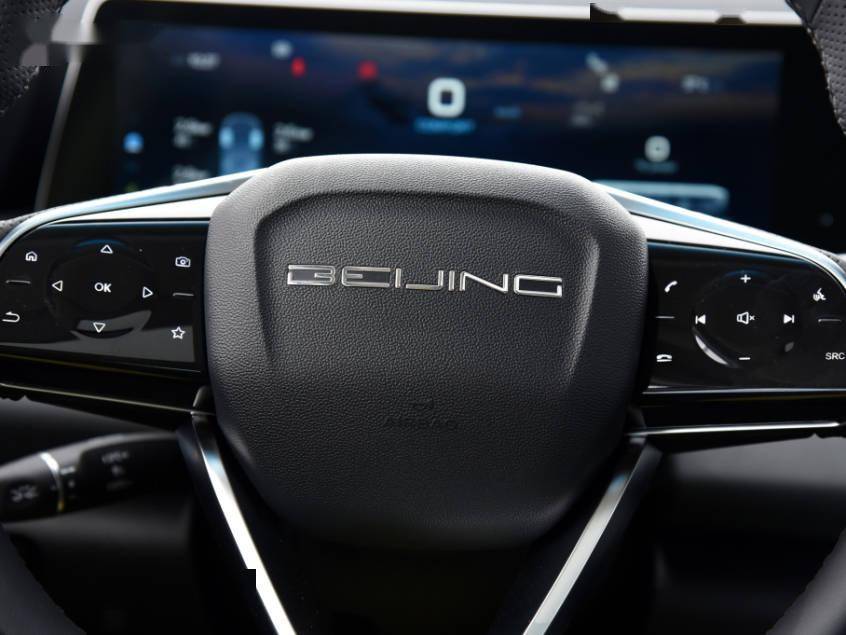 将于8月18日正式上市 北京汽车新EU5 PLUS首发亮相_搜狐汽车_搜狐网