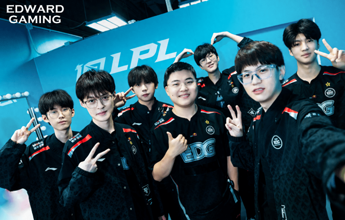 涵艺怒斥老岳胡乱爆EDG料：真的服了，别带节奏了_操作_赛季_微博