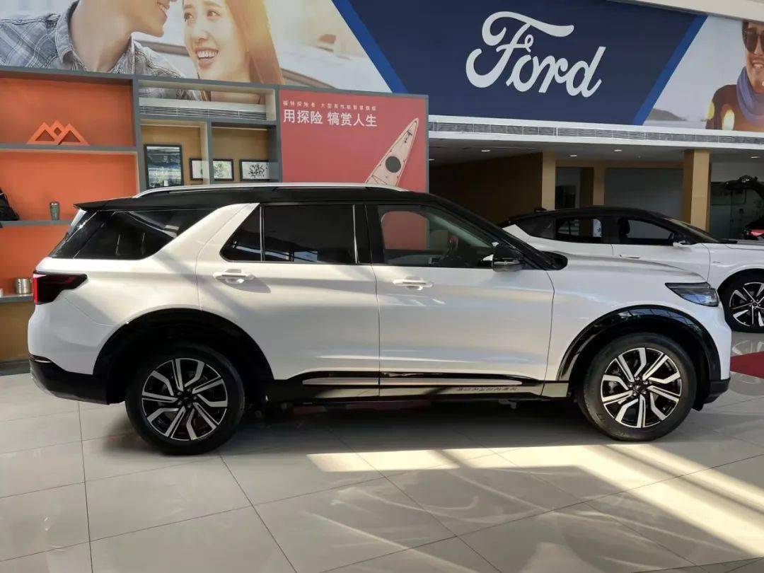 2.3T+10AT！276马力，四驱，2+2+2六座，第三排放倒可当床，绝！_搜狐汽车_搜狐网