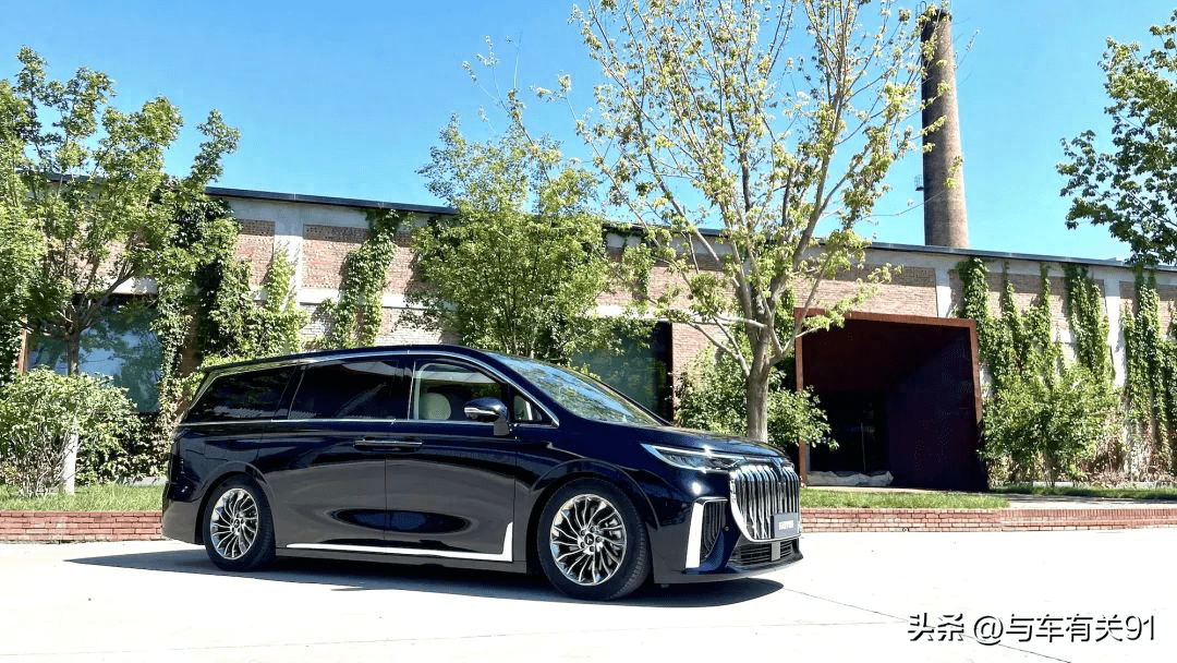 从腾势D9、传祺E9手中“抢”冠军，2024款新岚图梦想家凭什么？_搜狐汽车_搜狐网